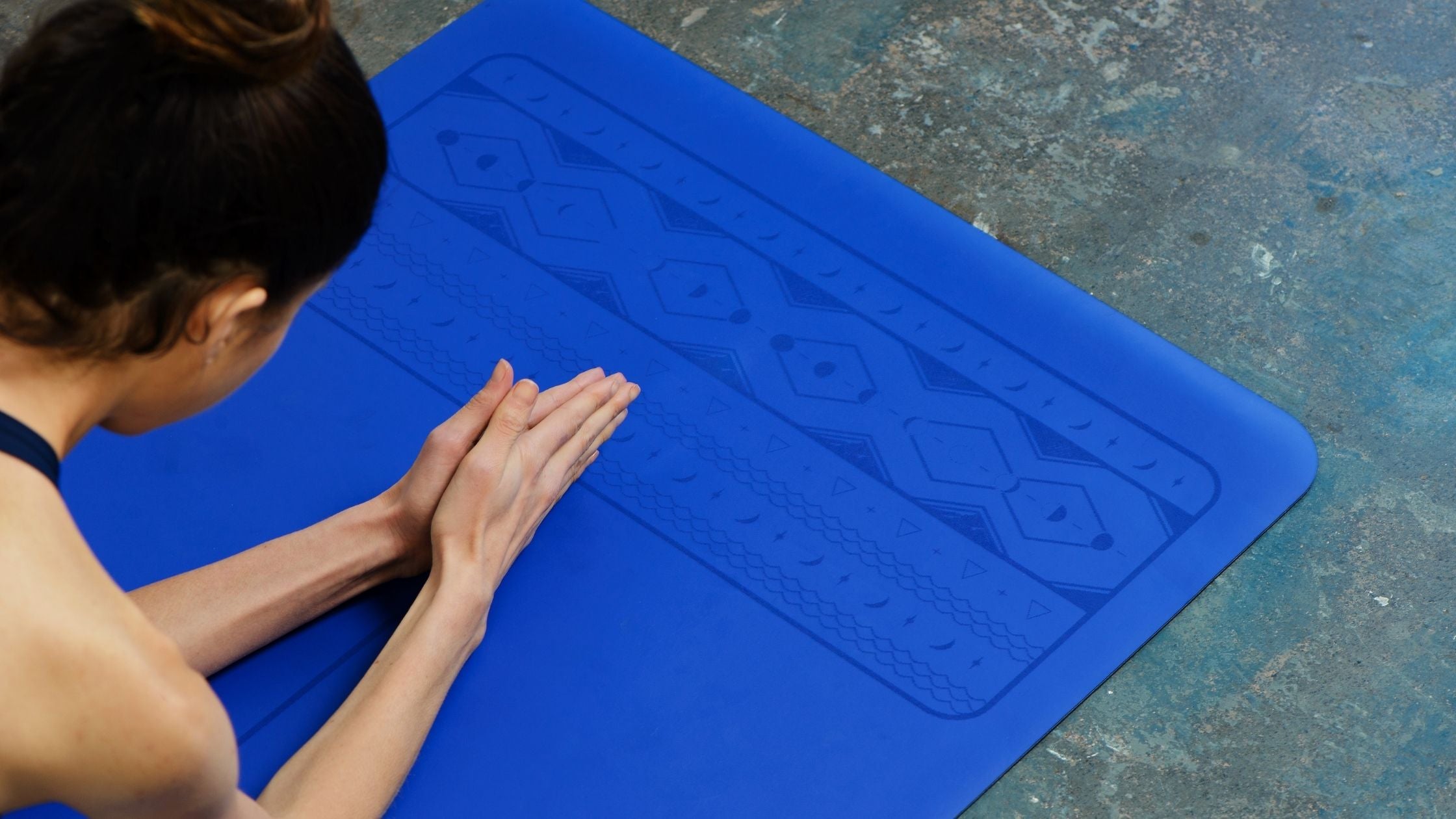 3 Yoga Poses to Balance Your Chakras – Yogi Bare